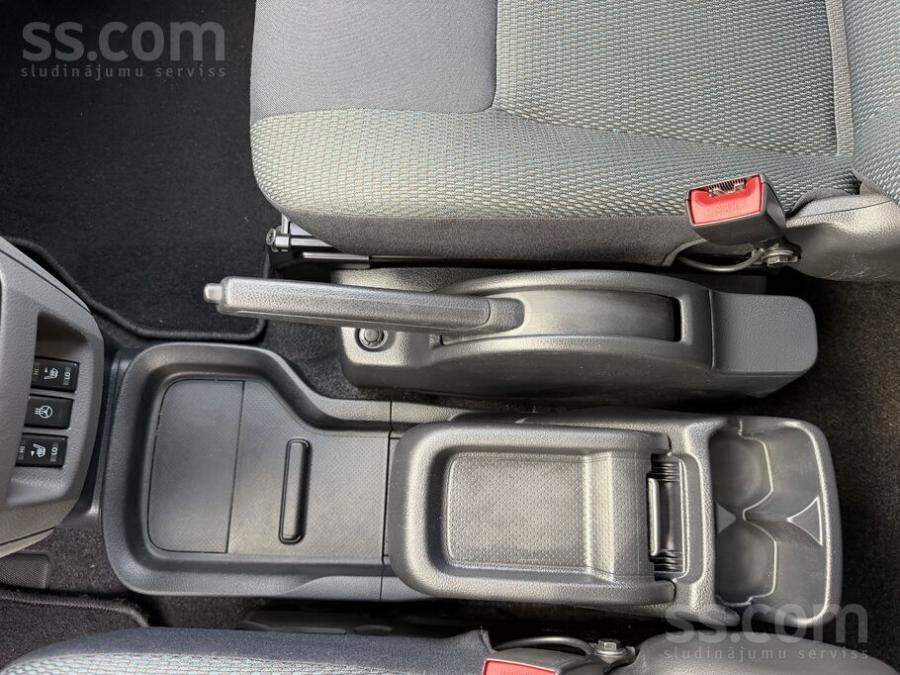 Pelēks Nissan NV200 2020 Rīga, ar dzinēja tilpumu 0.00 L un nobraukumu 32 tūkst. km par 21350 €, foto 11 vietnē AUTOMOTO.COM.LV