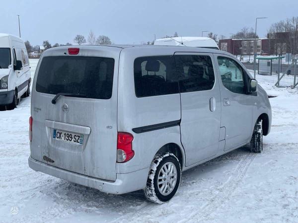 Pelēks Nissan NV200 2012 Alīta, ar dzinēja tilpumu 1.46 L un nobraukumu 140 tūkst. km par 4200 €, foto 4 vietnē AUTOMOTO.COM.LV