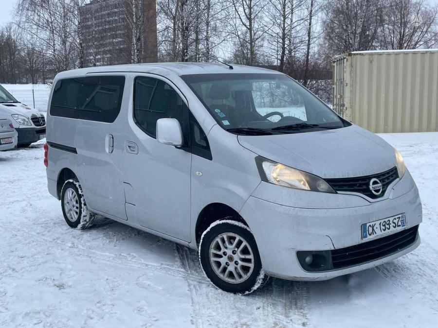 Pelēks Nissan NV200 2012 Alīta, ar dzinēja tilpumu 1.46 L un nobraukumu 140 tūkst. km par 4200 €, foto 10 vietnē AUTOMOTO.COM.LV