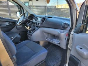 Pelēks Nissan NV200 2013 Šauļi, ar dzinēja tilpumu 1.50 L un nobraukumu 202 tūkst. km par 5300 €, foto 7 vietnē AUTOMOTO.COM.LV