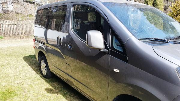 Grey Nissan NV200 2013 in Kaunas, with an engine capacity of 1.50 L and mileage of 281 thousand km for 6700 €, photo 6 on AUTOMOTO.COM.LV