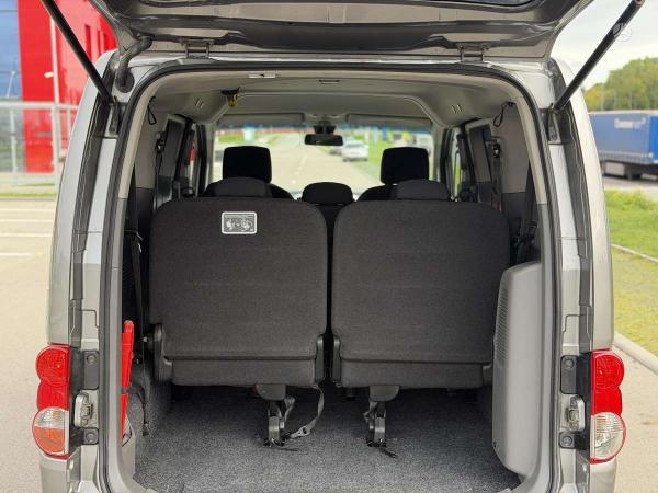 Pelēks Nissan NV200 2013 Klaipėda, ar dzinēja tilpumu 1.46 L un nobraukumu 155 tūkst. km par 6100 €, foto 10 vietnē AUTOMOTO.COM.LV