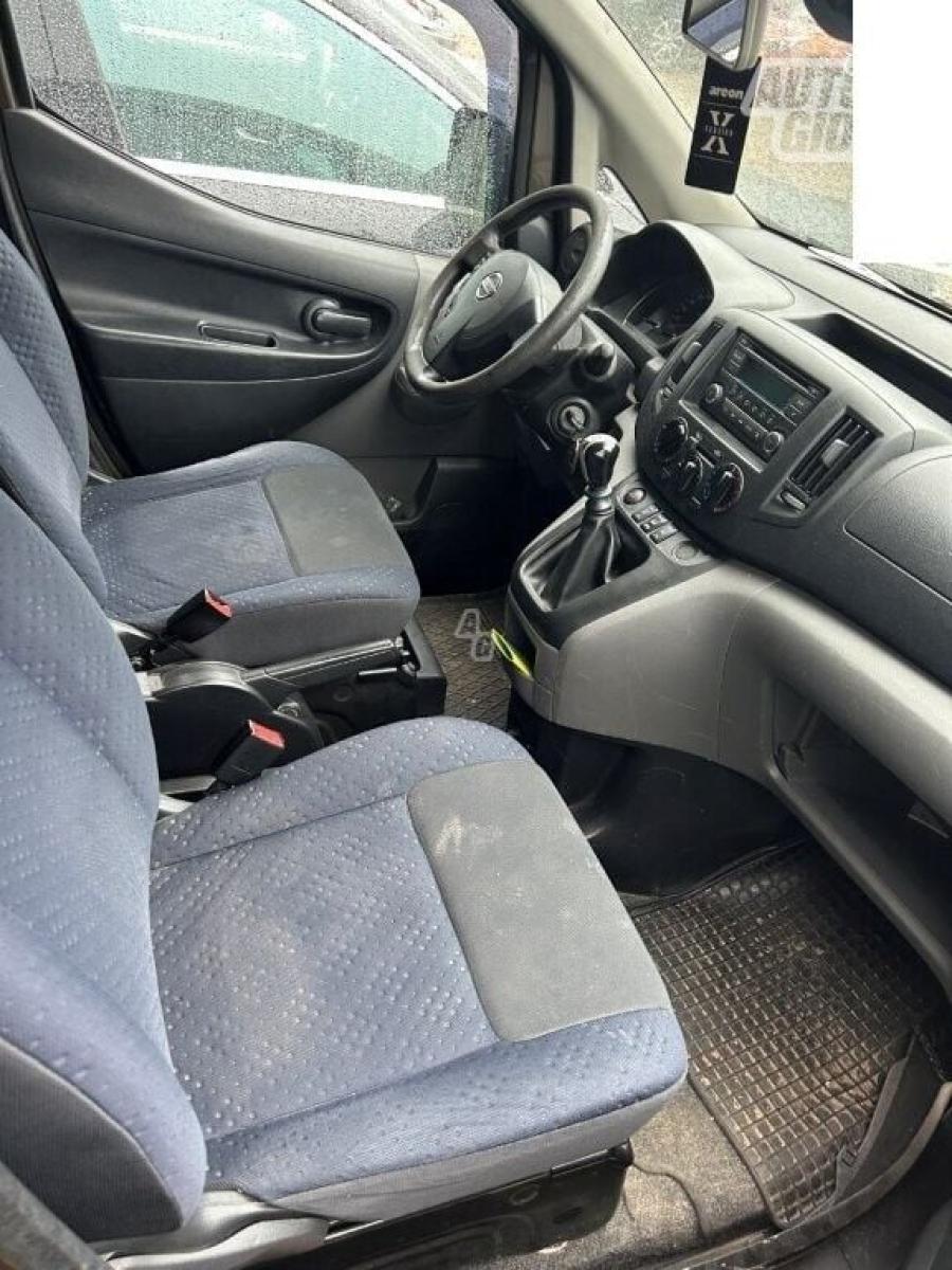 Nissan NV200 2016 in Utena, with an engine capacity of 1.50 L and mileage of 214 thousand km for 2300 €, photo 7 on AUTOMOTO.COM.LV