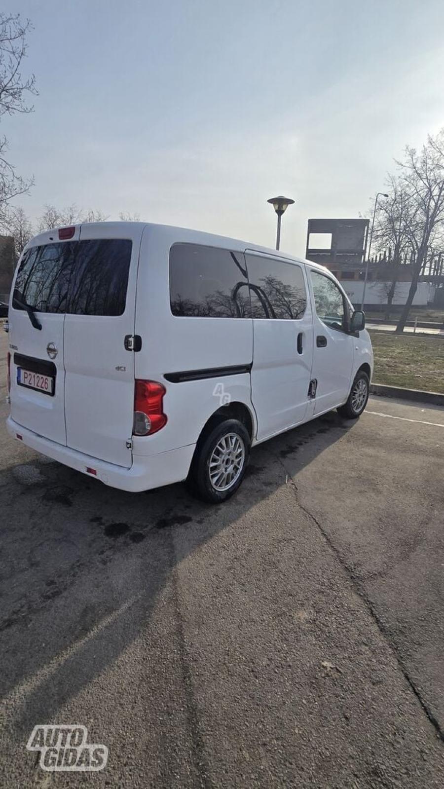 Nissan NV200 2013 Šauļi, ar dzinēja tilpumu 1.50 L un nobraukumu 370 tūkst. km par 3300 €, foto 3 vietnē AUTOMOTO.COM.LV