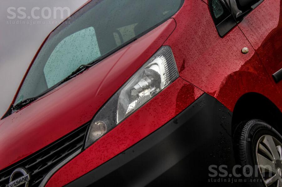 Red Nissan NV200 2011 in Jelgava, with an engine capacity of 1.50 L and mileage of 210 thousand km for 7496 €, photo 17 on AUTOMOTO.COM.LV