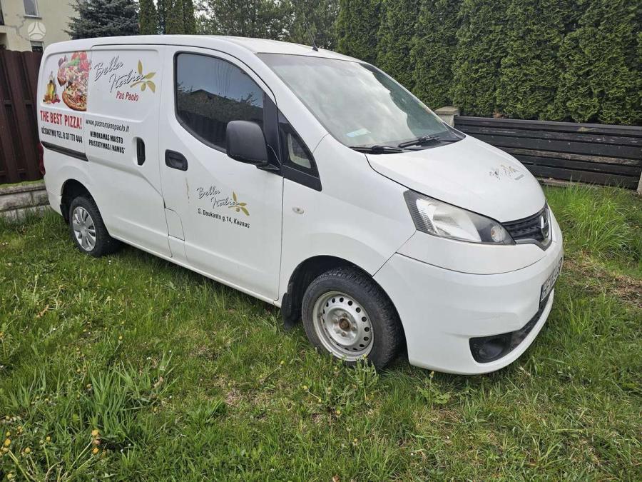 White Nissan NV200 2014 in Kaunas, with an engine capacity of 1.46 L and mileage of 180 thousand km for 5000 €, photo 4 on AUTOMOTO.COM.LV