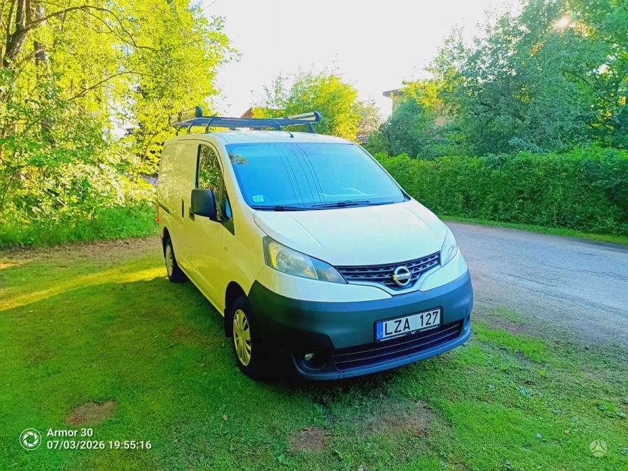 Balts Nissan NV200 2015 Viļņa, ar dzinēja tilpumu 1.46 L un nobraukumu 190 tūkst. km par 4800 €, foto 4 vietnē AUTOMOTO.COM.LV