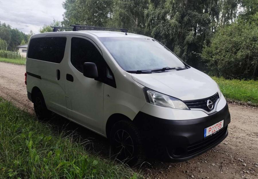 Белый Ниссан NV200 2015 в Шяуляй, объемом двигателя 1.50 л и пробегом 268 тыс. км за 5350 €, фото 5 на AUTOMOTO.COM.LV