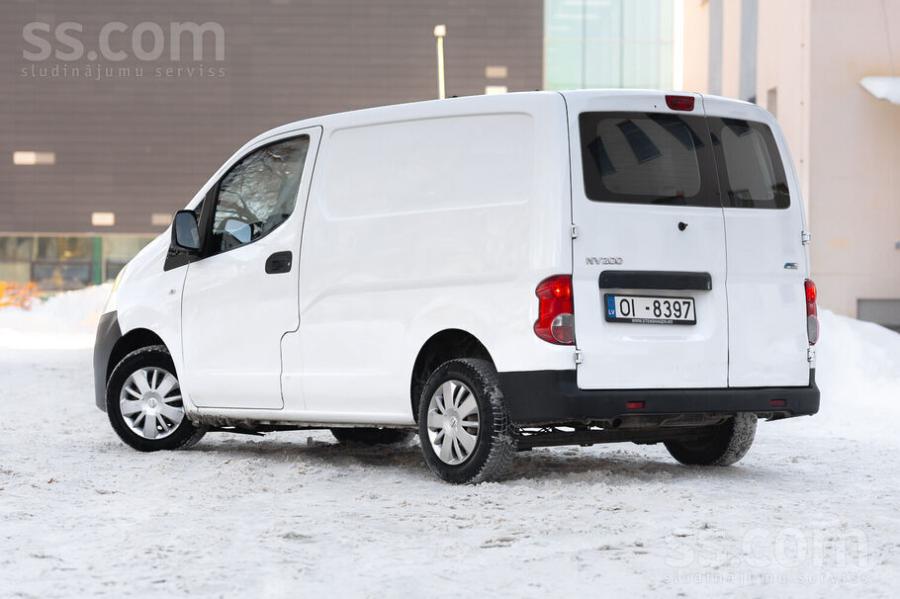 Balts Nissan NV200 2010 Jelgava, ar dzinēja tilpumu 1.50 L un nobraukumu 299 tūkst. km par 3900 €, foto 4 vietnē AUTOMOTO.COM.LV