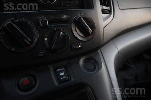 White Nissan NV200 2010 in Jelgava, with an engine capacity of 1.50 L and mileage of 299 thousand km for 2900 €, photo 11 on AUTOMOTO.COM.LV