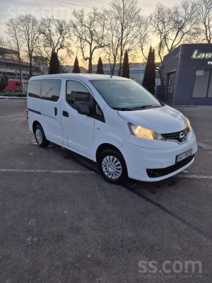 White Nissan NV200 2011 in Riga, with an engine capacity of 1.50 L and mileage of 157 thousand km for 4200 €, photo 3 on AUTOMOTO.COM.LV