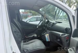 Белый Ниссан NV200 2011 в Рига, объемом двигателя 1.50 л и пробегом 250 тыс. км за 3500 €, фото 6 на AUTOMOTO.COM.LV
