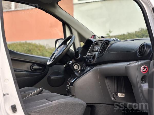 Balts Nissan NV200 2011 Jelgava, ar dzinēja tilpumu 1.50 L un nobraukumu 0 tūkst. km par 2450 €, foto 8 vietnē AUTOMOTO.COM.LV