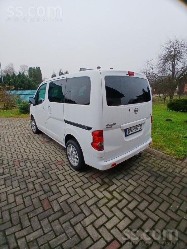 White Nissan NV200 2012 in Jekabpils, with an engine capacity of 1.50 L and mileage of 288 thousand km for 4800 €, photo 2 on AUTOMOTO.COM.LV