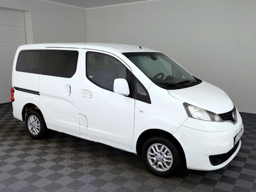 Balts Nissan NV200 2013 Tallina, ar dzinēja tilpumu 1.50 L un nobraukumu 407 tūkst. km par 1299 €, foto 1 vietnē AUTOMOTO.COM.LV