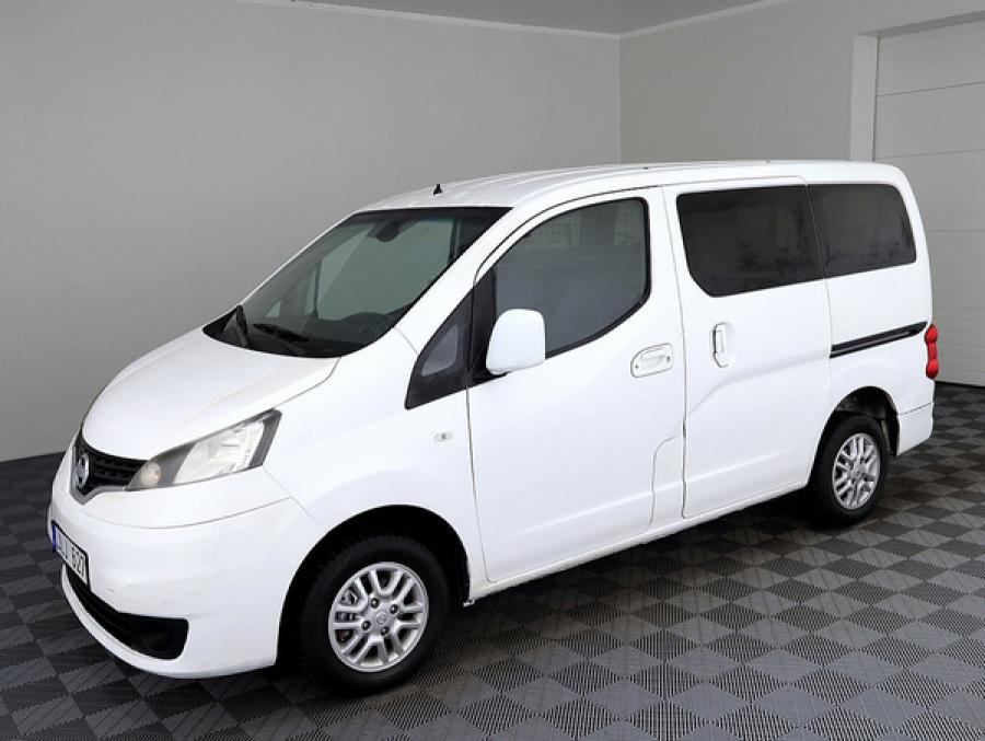Balts Nissan NV200 2013 Tallina, ar dzinēja tilpumu 1.50 L un nobraukumu 407 tūkst. km par 1299 €, foto 3 vietnē AUTOMOTO.COM.LV