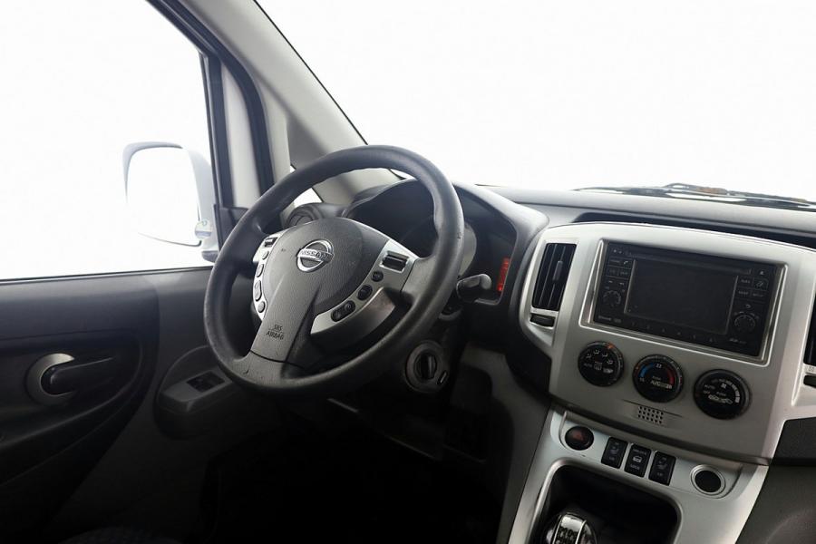Balts Nissan NV200 2013 Tallina, ar dzinēja tilpumu 1.50 L un nobraukumu 407 tūkst. km par 1299 €, foto 14 vietnē AUTOMOTO.COM.LV