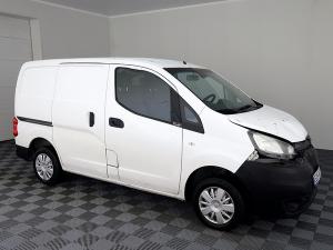Белый Ниссан NV200 2014 в Таллин, объемом двигателя 1.50 л и пробегом 256 тыс. км за 1199 €, фото 1 на AUTOMOTO.COM.LV