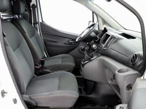 Белый Ниссан NV200 2014 в Таллин, объемом двигателя 1.50 л и пробегом 256 тыс. км за 1199 €, фото 15 на AUTOMOTO.COM.LV
