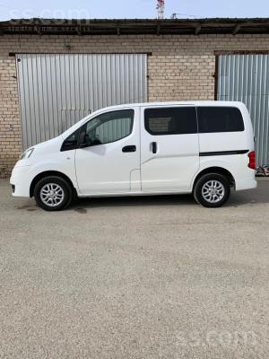 Balts Nissan NV200 2015 Saldus, ar dzinēja tilpumu 1.50 L un nobraukumu 178 tūkst. km par 3900 €, foto 3 vietnē AUTOMOTO.COM.LV