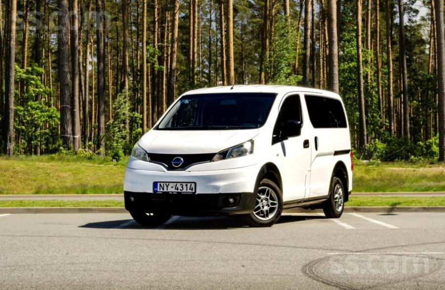 Белый Ниссан NV200 2015 в Рига, объемом двигателя 1.50 л и пробегом 209 тыс. км за 4690 €, фото 5 на AUTOMOTO.COM.LV