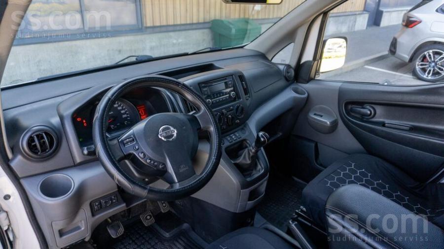 Balts Nissan NV200 2015 Rīga, ar dzinēja tilpumu 1.50 L un nobraukumu 209 tūkst. km par 4690 €, foto 11 vietnē AUTOMOTO.COM.LV