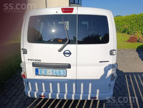Ниссан NV200 2017 в Рига на AUTOMOTO.COM.LV Белый Ниссан NV200 2017 в Рига, объемом двигателя 1.50 л и пробегом 111 тыс. км за 8470 €, фото 7 на AUTOMOTO.COM.LV