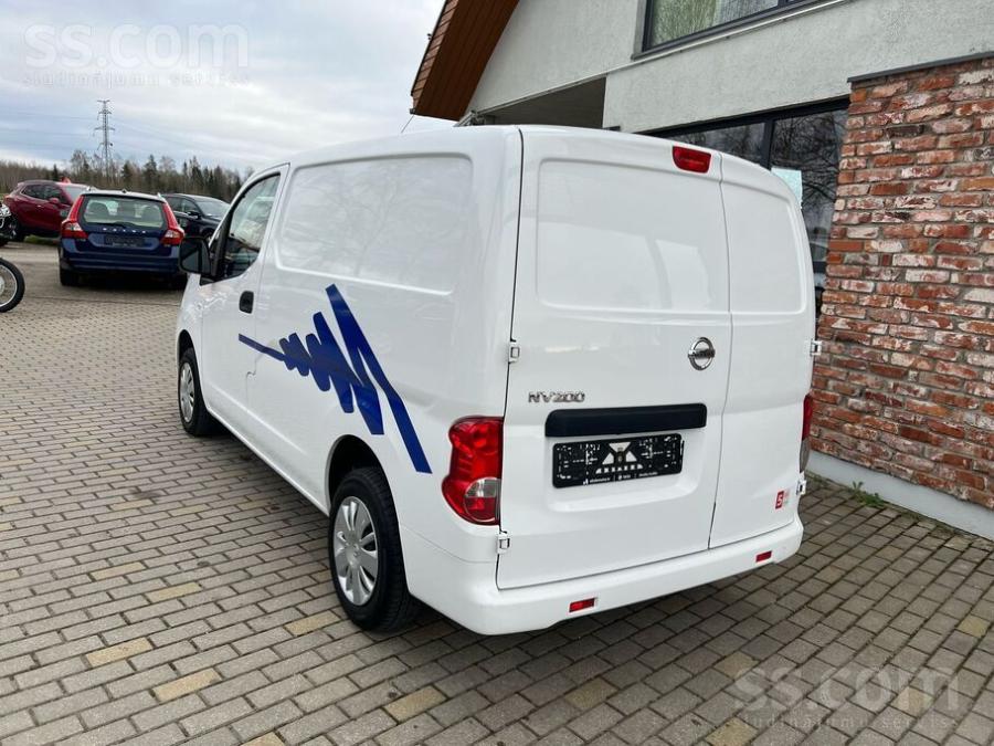 Balts Nissan NV200 2019 Talsi, ar dzinēja tilpumu 1.50 L un nobraukumu 74 tūkst. km par 11970 €, foto 12 vietnē AUTOMOTO.COM.LV