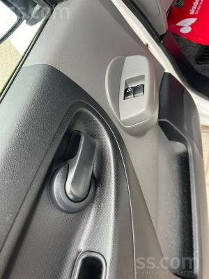 Balts Nissan NV200 2019 Talsi, ar dzinēja tilpumu 1.50 L un nobraukumu 74 tūkst. km par 11970 €, foto 24 vietnē AUTOMOTO.COM.LV