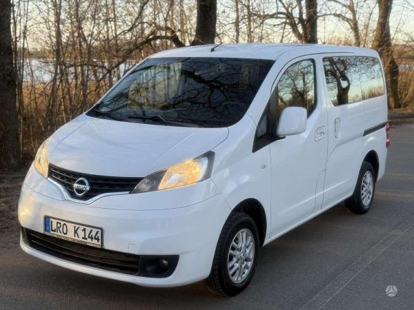 Balts Nissan NV200 2011 Marijampole, ar dzinēja tilpumu 1.46 L un nobraukumu 267 tūkst. km par 5500 €, foto 9 vietnē AUTOMOTO.COM.LV