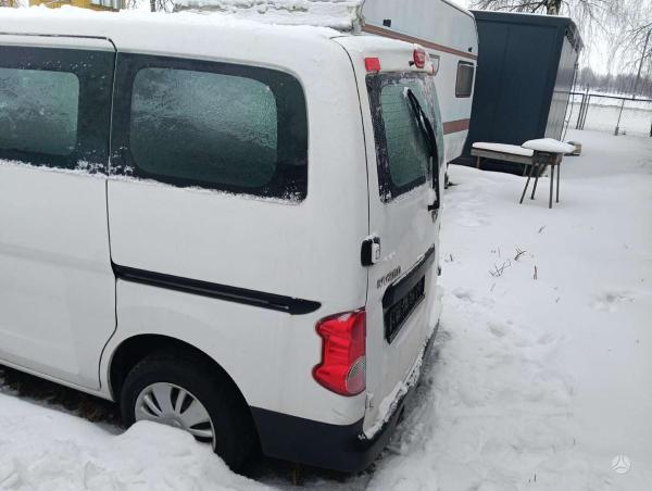 Balts Nissan NV200 2014 Marijampole, ar dzinēja tilpumu 1.46 L un nobraukumu 274 tūkst. km par 3950 €, foto 7 vietnē AUTOMOTO.COM.LV