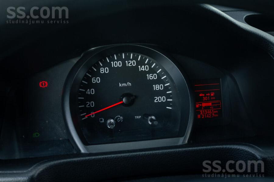 Balts Nissan NV200 2015 Jelgava, ar dzinēja tilpumu 1.50 L un nobraukumu 313 tūkst. km par 4800 €, foto 12 vietnē AUTOMOTO.COM.LV