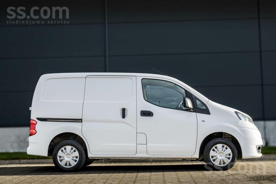 Balts Nissan NV200 2019 Rīga, ar dzinēja tilpumu 1.50 L un nobraukumu 132 tūkst. km par 7990 €, foto 5 vietnē AUTOMOTO.COM.LV