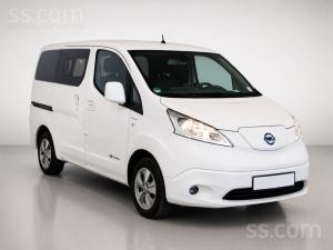 Белый Ниссан NV200 2019 в Рига, объемом двигателя 1.50 л и пробегом 89 тыс. км за 16990 €, фото  на AUTOMOTO.COM.LV