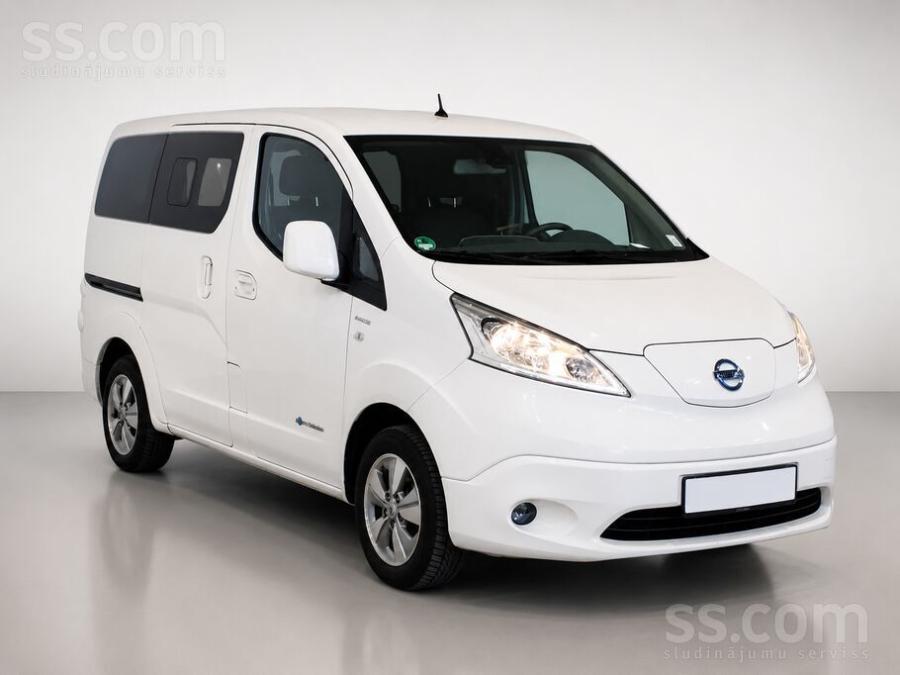 Белый Ниссан NV200 2019 в Рига, объемом двигателя 1.50 л и пробегом 89 тыс. км за 16990 €, фото 1 на AUTOMOTO.COM.LV