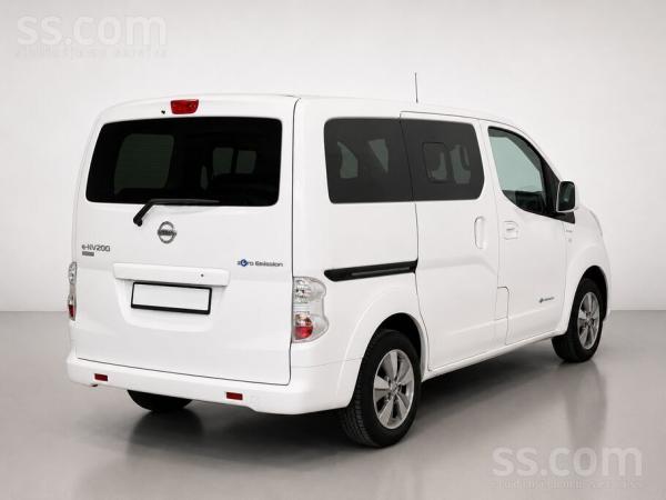 Balts Nissan NV200 2019 Rīga, ar dzinēja tilpumu 1.50 L un nobraukumu 89 tūkst. km par 16990 €, foto 3 vietnē AUTOMOTO.COM.LV