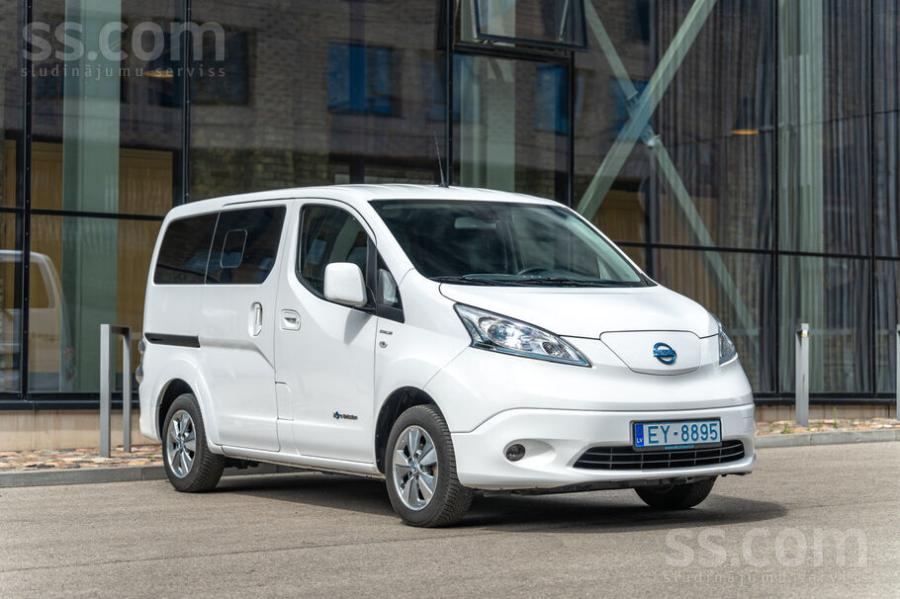 Белый Ниссан NV200 2019 в Рига, объемом двигателя 1.50 л и пробегом 89 тыс. км за 16990 €, фото 1 на AUTOMOTO.COM.LV