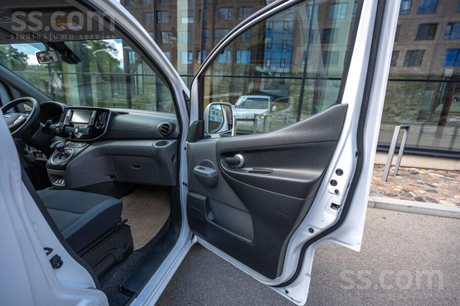 Белый Ниссан NV200 2019 в Рига, объемом двигателя 1.50 л и пробегом 89 тыс. км за 16990 €, фото 19 на AUTOMOTO.COM.LV