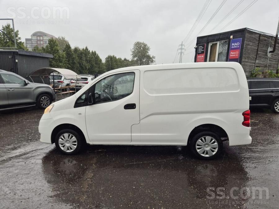 Balts Nissan NV200 2019 Rīga, ar dzinēja tilpumu 1.50 L un nobraukumu 330 tūkst. km par 5490 €, foto 10 vietnē AUTOMOTO.COM.LV