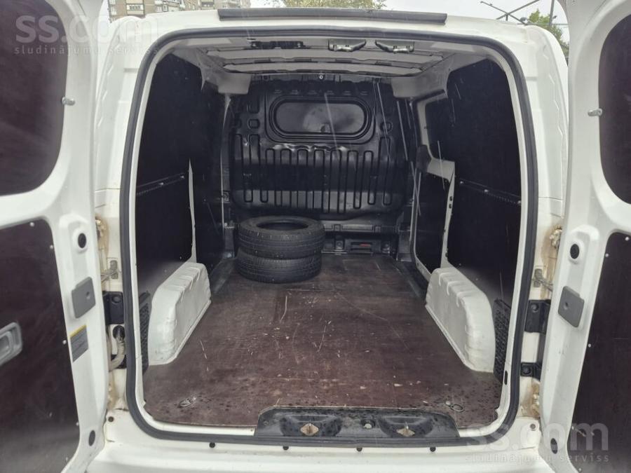 Balts Nissan NV200 2019 Rīga, ar dzinēja tilpumu 1.50 L un nobraukumu 330 tūkst. km par 5490 €, foto 11 vietnē AUTOMOTO.COM.LV
