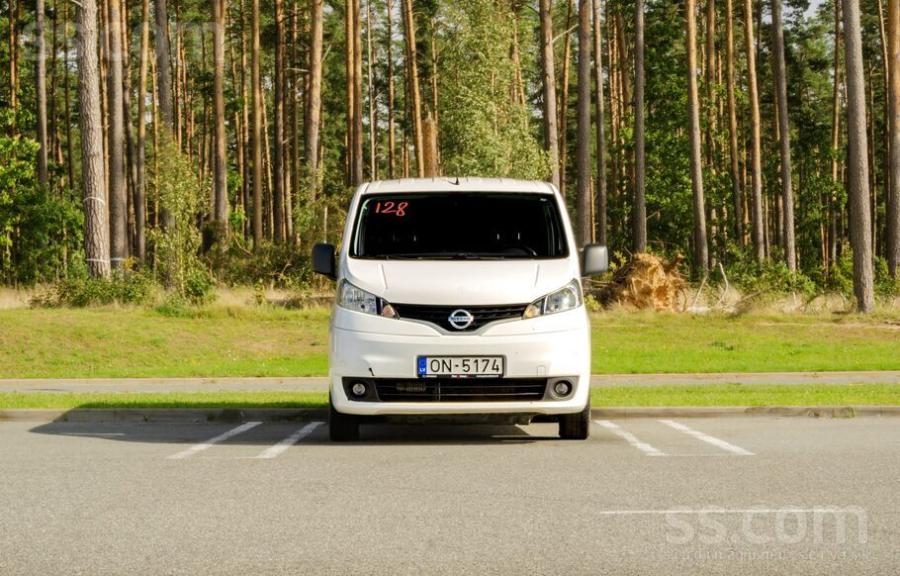 Balts Nissan NV200 2019 Rīga, ar dzinēja tilpumu 1.50 L un nobraukumu 330 tūkst. km par 5490 €, foto 4 vietnē AUTOMOTO.COM.LV