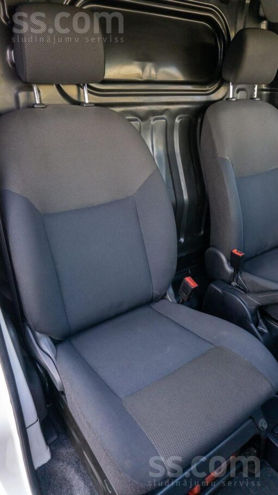 Balts Nissan NV200 2019 Rīga, ar dzinēja tilpumu 1.50 L un nobraukumu 330 tūkst. km par 5490 €, foto 27 vietnē AUTOMOTO.COM.LV