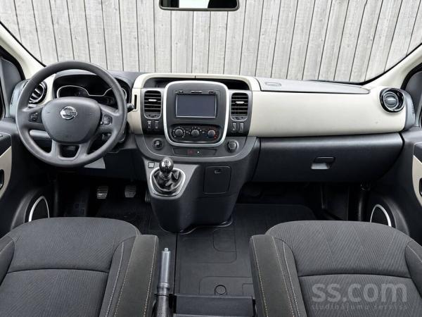 Nissan NV300 2017 in Tukums on AUTOMOTO.COM.LV Black Nissan NV300 2017 in Tukums, with an engine capacity of 1.60 L and mileage of 199 thousand km for 13990 €, photo 8 on AUTOMOTO.COM.LV