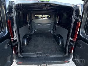 Melns Nissan NV300 2017 Tukums, ar dzinēja tilpumu 1.60 L un nobraukumu 309 tūkst. km par 12500 €, foto 14 vietnē AUTOMOTO.COM.LV