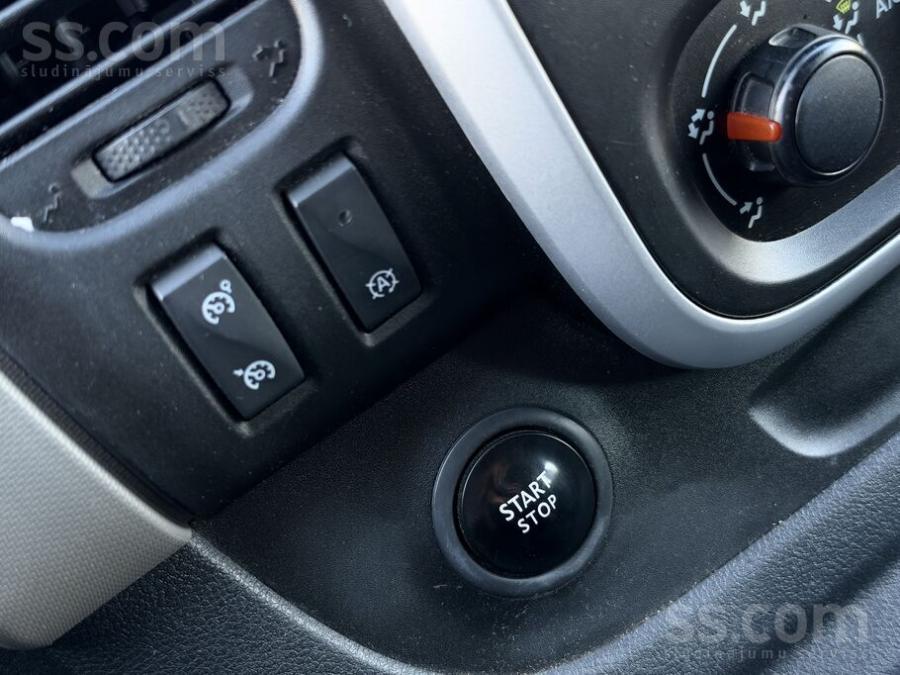 Melns Nissan NV300 2017 Tukums, ar dzinēja tilpumu 1.60 L un nobraukumu 309 tūkst. km par 12500 €, foto 17 vietnē AUTOMOTO.COM.LV