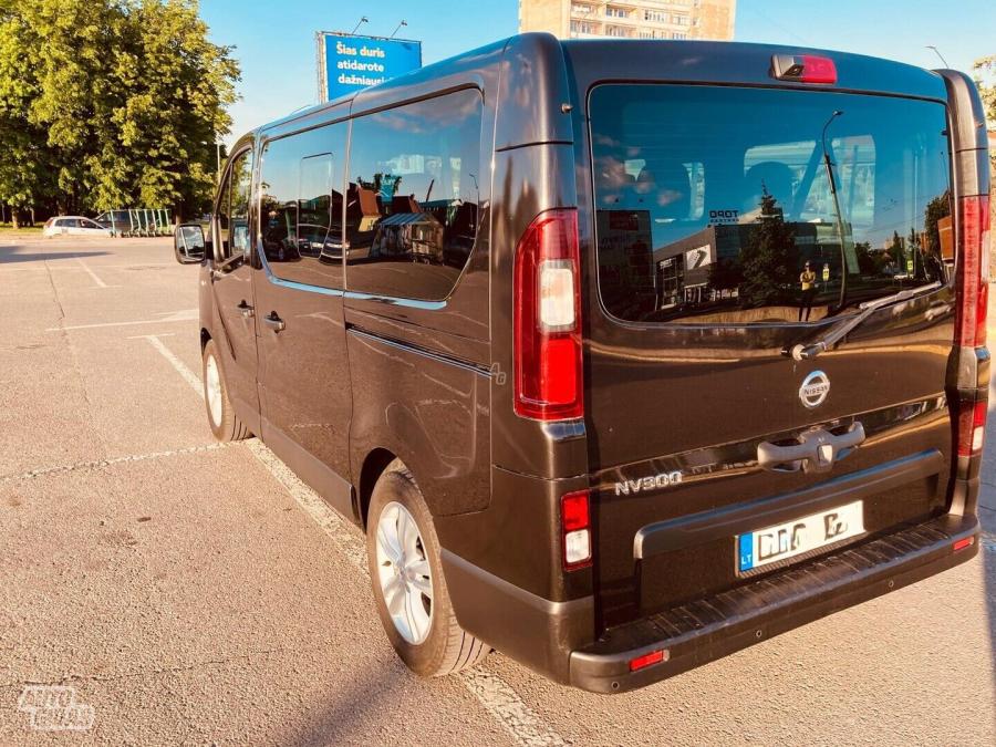 Black Nissan NV300 2018 in Kaunas, with an engine capacity of 1.60 L and mileage of 201 thousand km for 12900 €, photo 5 on AUTOMOTO.COM.LV