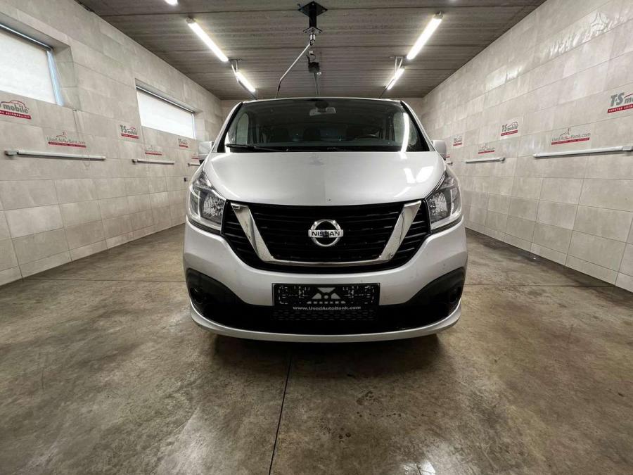 Grey Nissan NV300 2018 in Marijampole, with an engine capacity of 1.60 L and mileage of 146 thousand km for 15549 €, photo 3 on AUTOMOTO.COM.LV