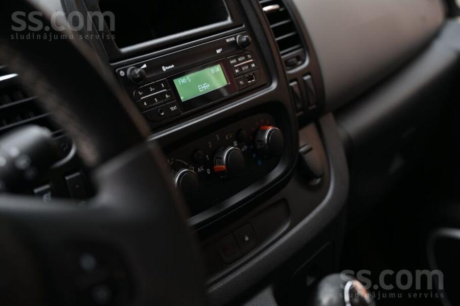 Pelēks Nissan NV300 2017 Jelgava, ar dzinēja tilpumu 1.60 L un nobraukumu 140 tūkst. km par 11500 €, foto 20 vietnē AUTOMOTO.COM.LV
