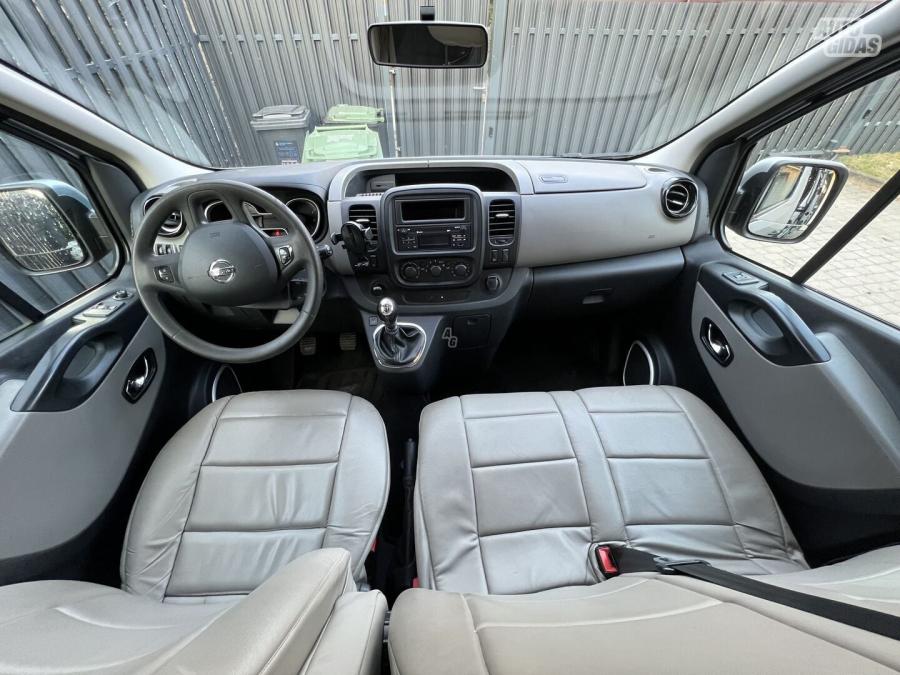 Pelēks Nissan NV300 2018 Viļņa, ar dzinēja tilpumu 1.60 L un nobraukumu 193 tūkst. km par 11000 €, foto 10 vietnē AUTOMOTO.COM.LV