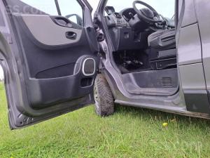 Nissan NV300 2017 in Limbazi, with an engine capacity of 1.60 L and mileage of 199 thousand km for 7900 €, photo 10 on AUTOMOTO.COM.LV